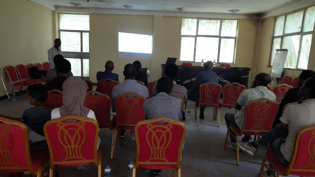 Kombolcha Polytechnic College in Awareness Training on Internship and Cooperative Training – EASTRIP